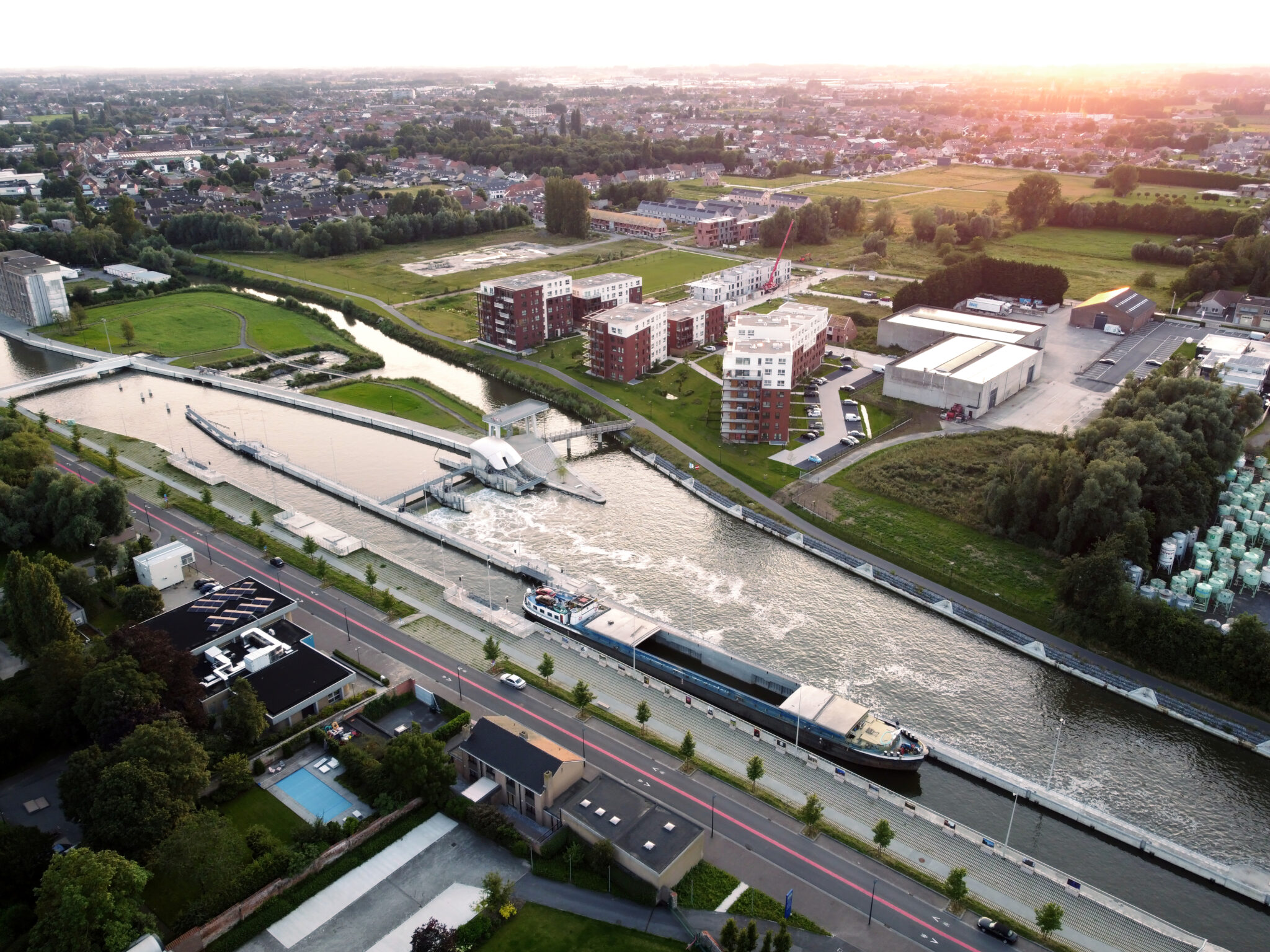 Menen crossing - Seine Scheldt project - SBE